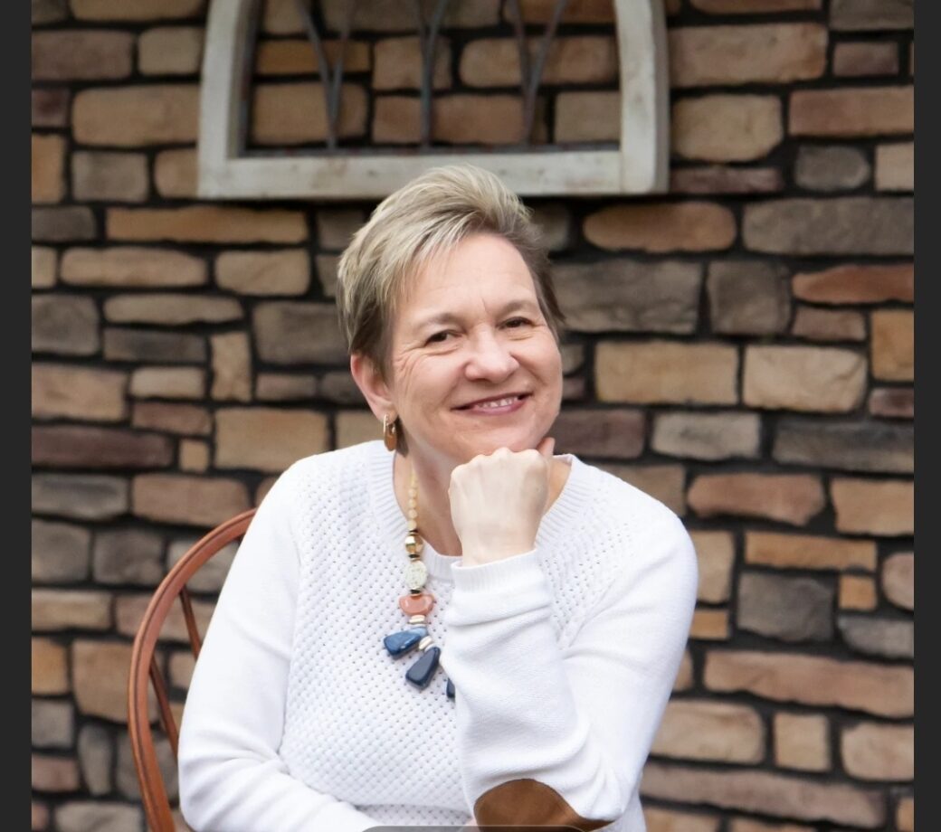 Meet Susan Harris Howell | Sheila Kell